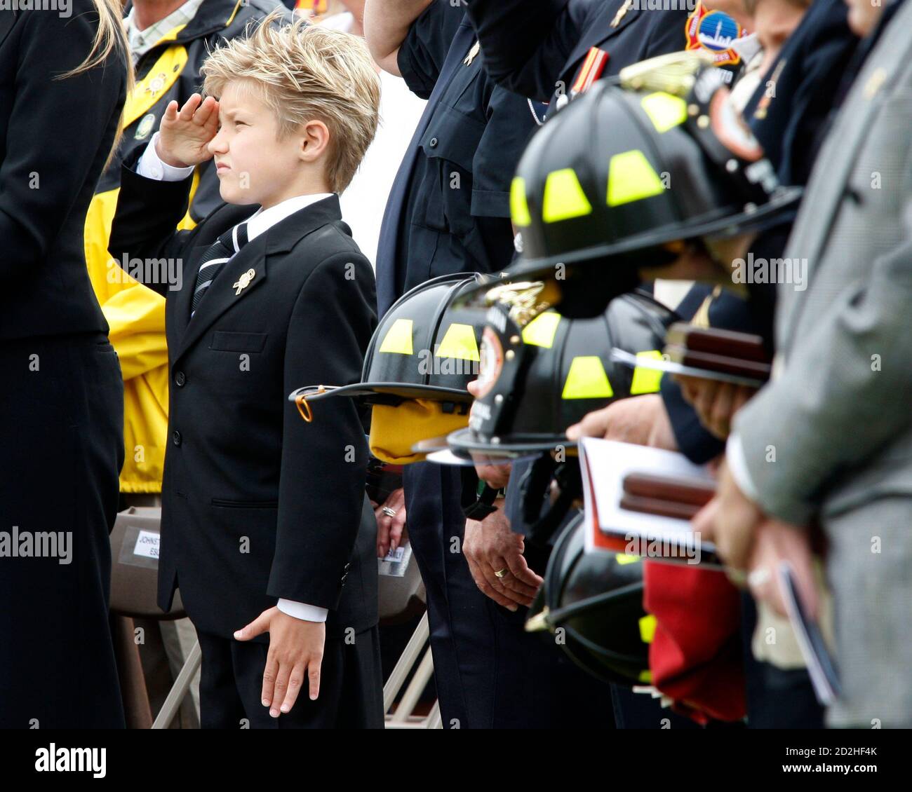 Firefighter memorial in ottawa hi-res stock photography and images - Alamy