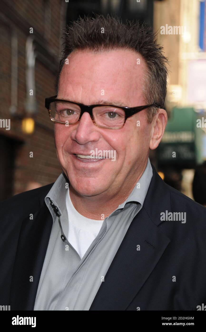 NEW YORK - JULY 13: Actor Tom Arnold visits the 'Late Show with David ...