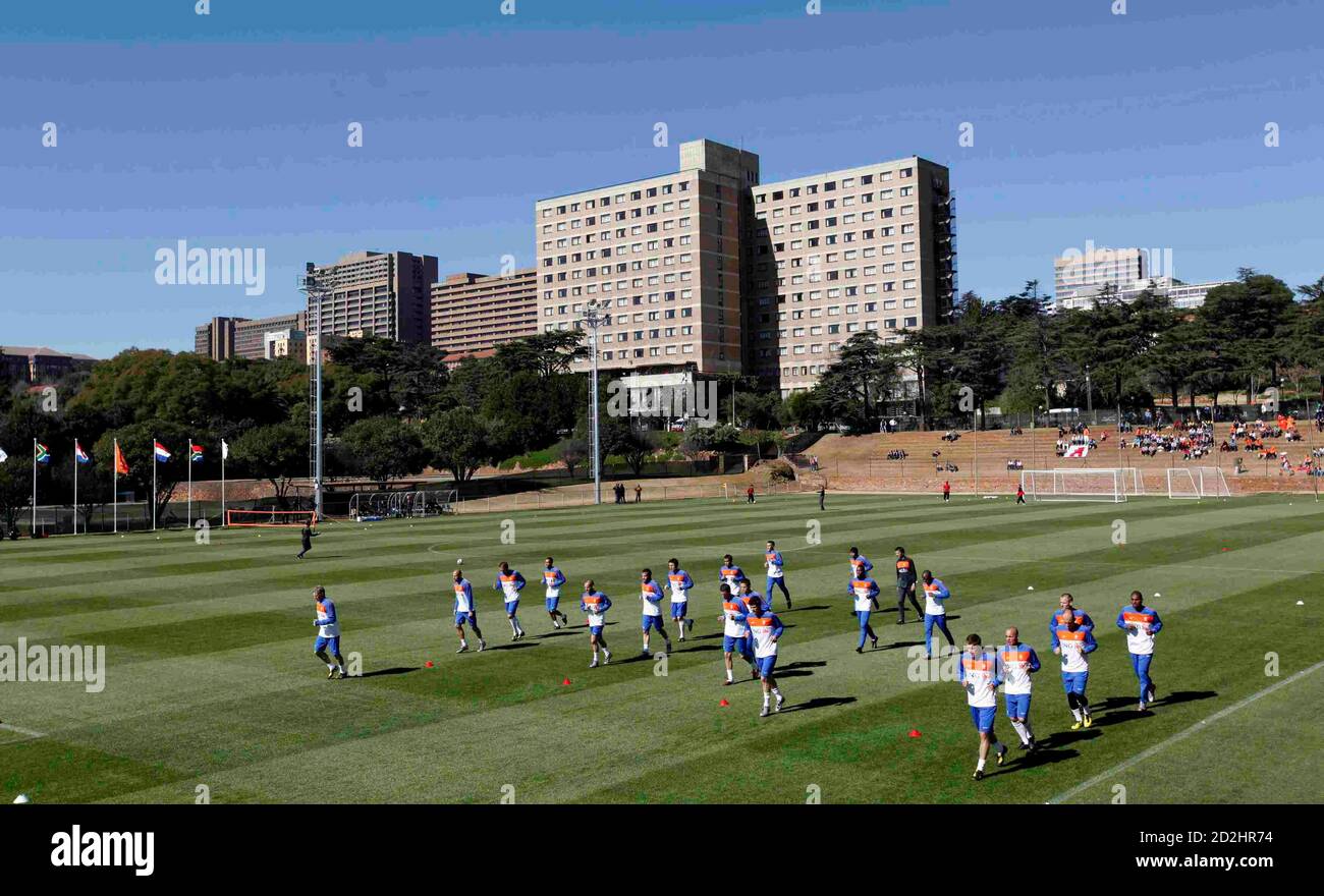 Wits hi-res stock photography and images - Alamy