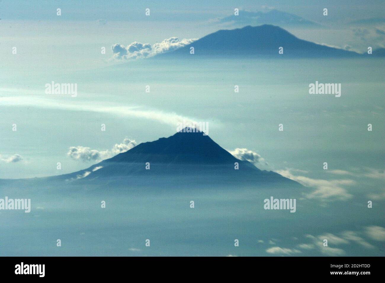 Mount lawu hi-res stock photography and images - Alamy