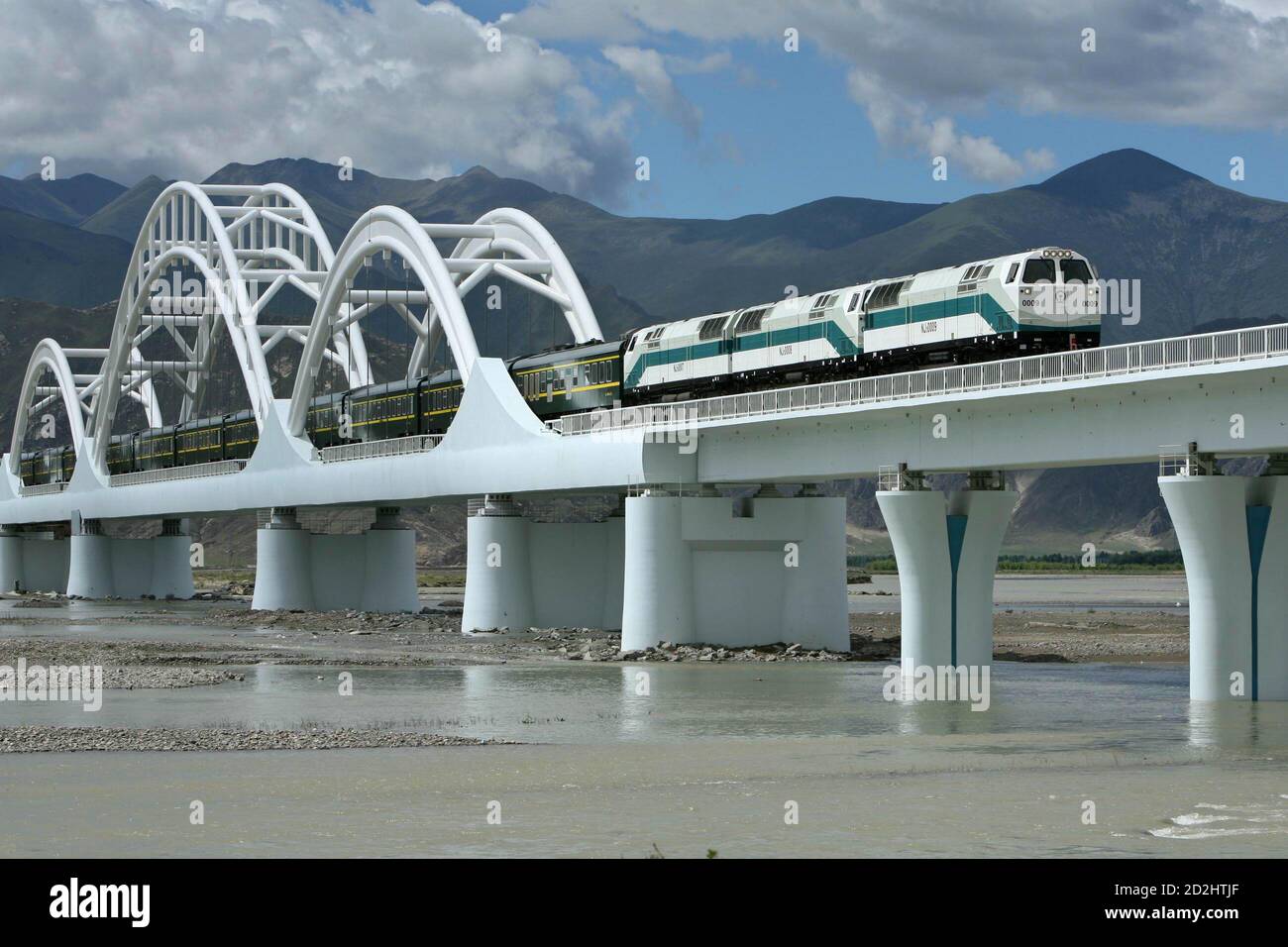 The railway station from lhasa hi-res stock photography and images - Alamy