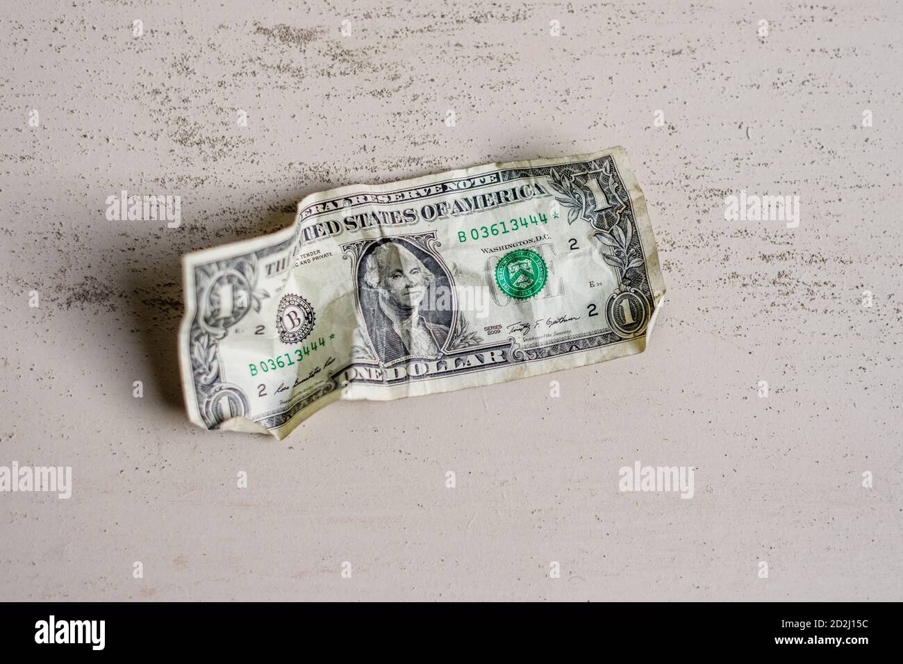 crumpled bank note Stock Photo - Alamy