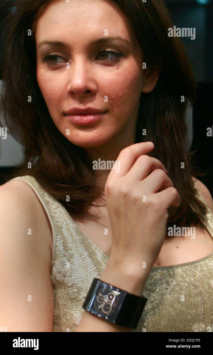 Lisa Shaw High Resolution Stock Photography and Images - Alamy