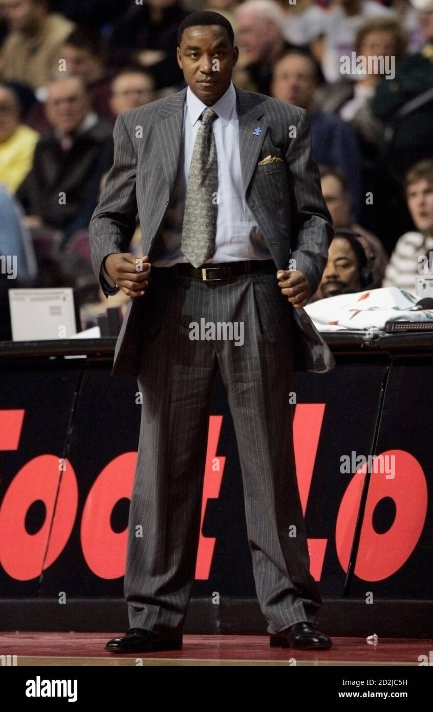 Isiah thomas detroit pistons hi-res stock photography and images - Alamy