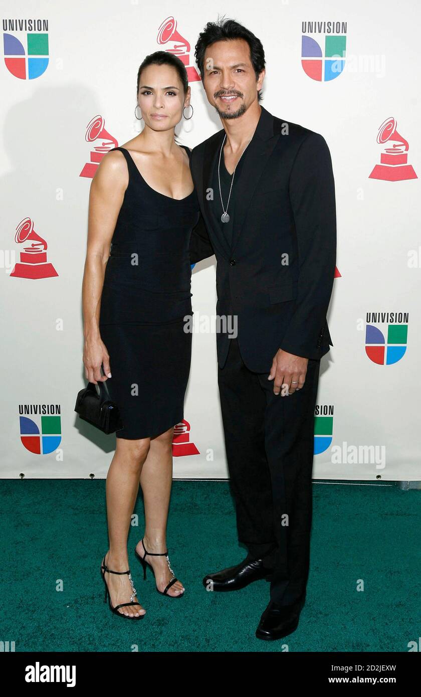 Benjamin bratt and wife hi-res stock photography and images - Alamy