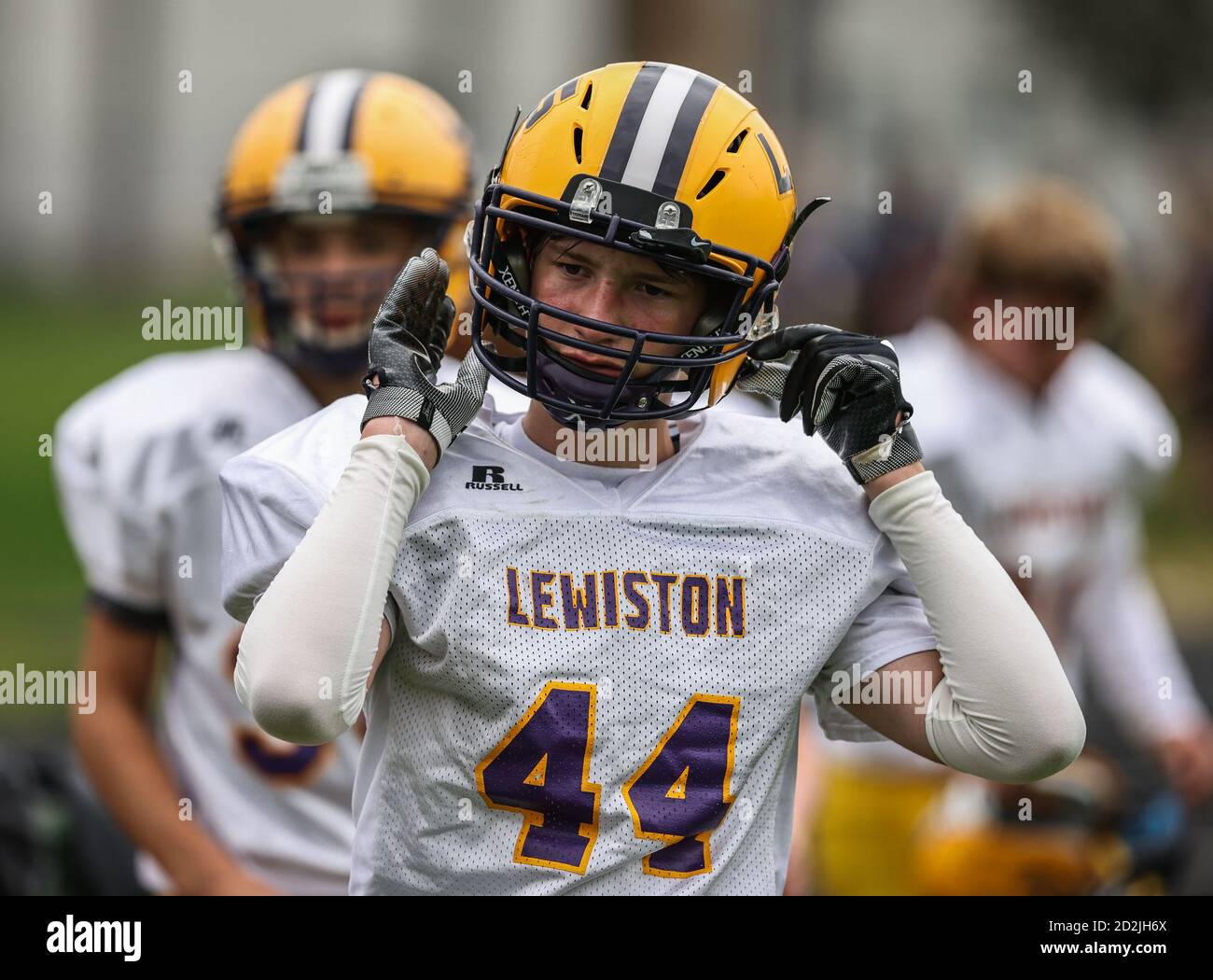 Tackle football action with Lewiston vs Lakeland High School freshmen ...