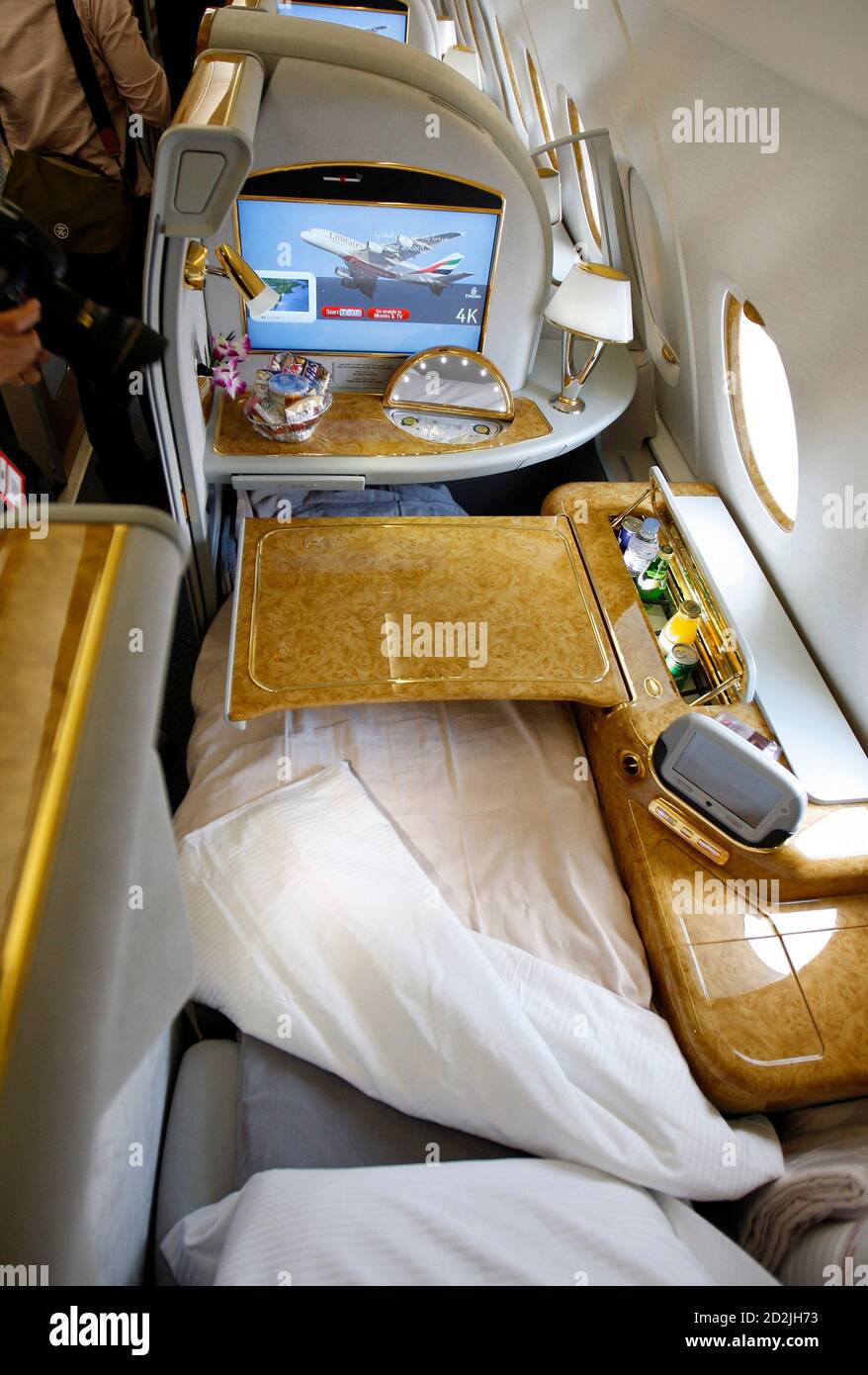 Emirates business class bed hi-res stock photography and images - Alamy