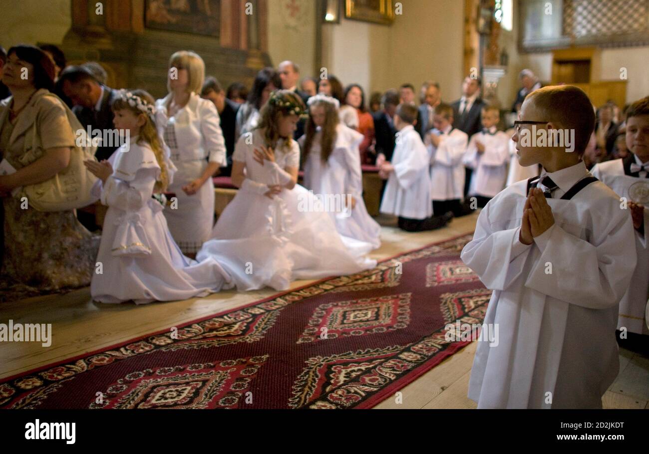 Holy communion poland hi-res stock photography and images - Alamy