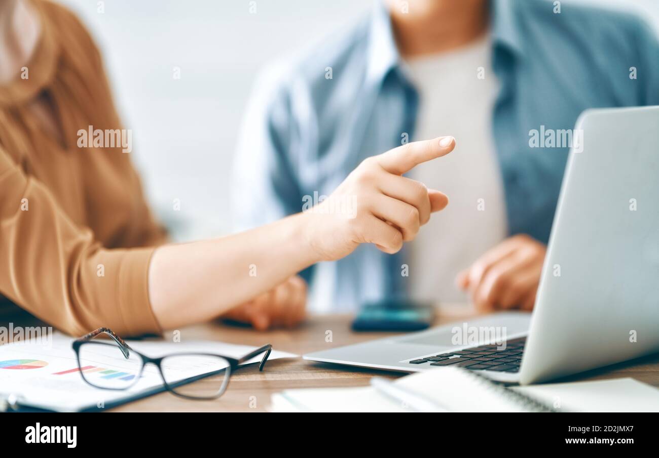 Working day in office. Collaborative teamwork Stock Photo - Alamy