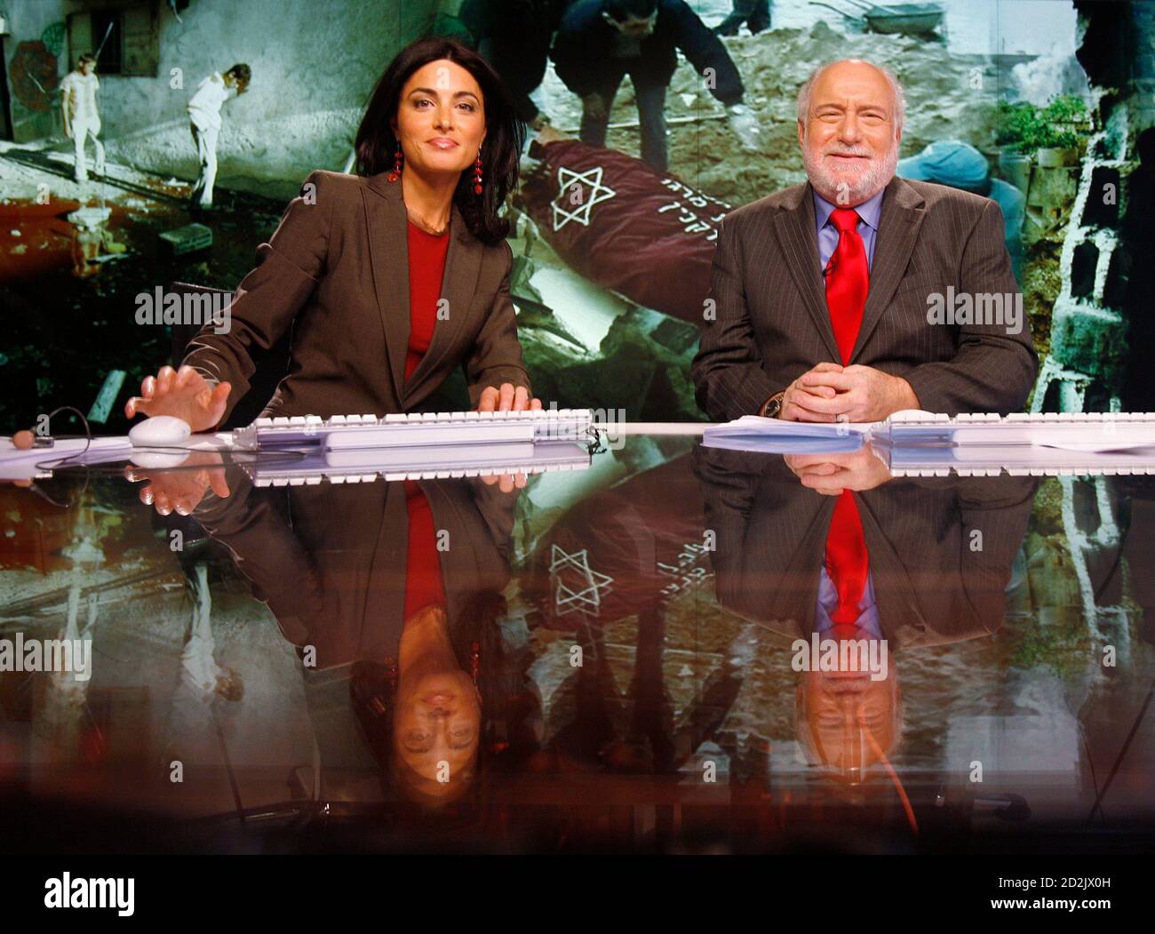 Aljazeera news hi-res stock photography and images - Alamy