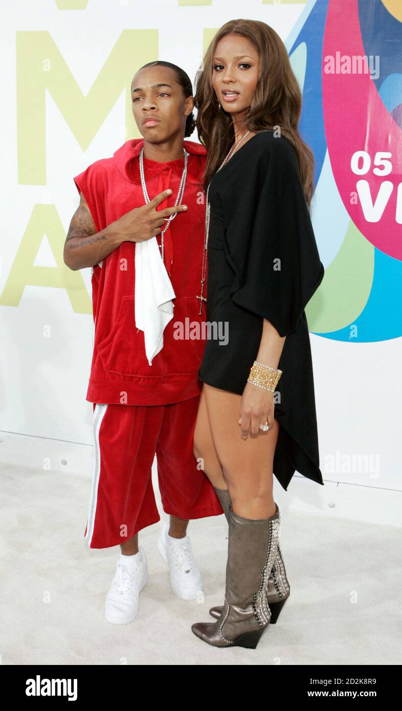 Bow wow singer hi-res stock photography and images - Alamy