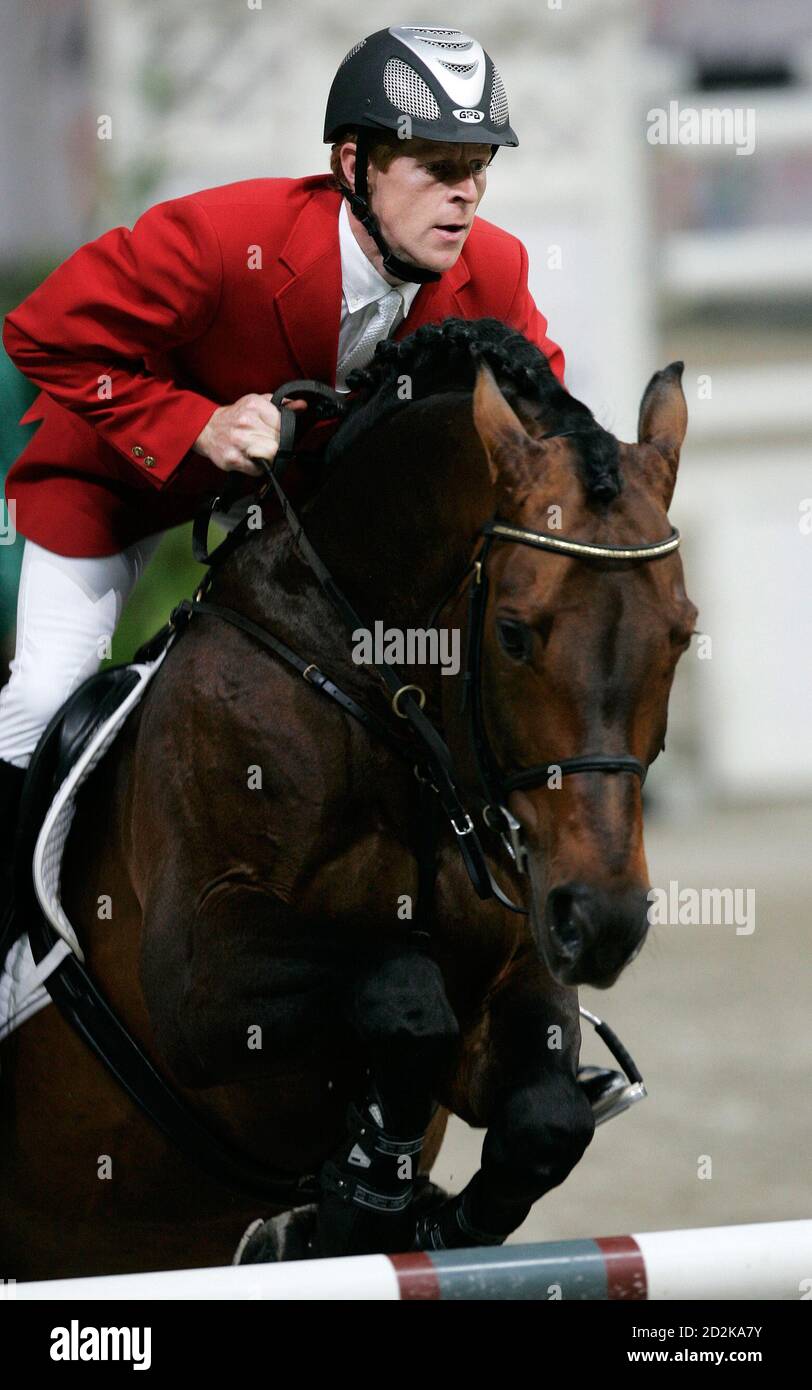 Marcus ehning sandro hi-res stock photography and images - Alamy