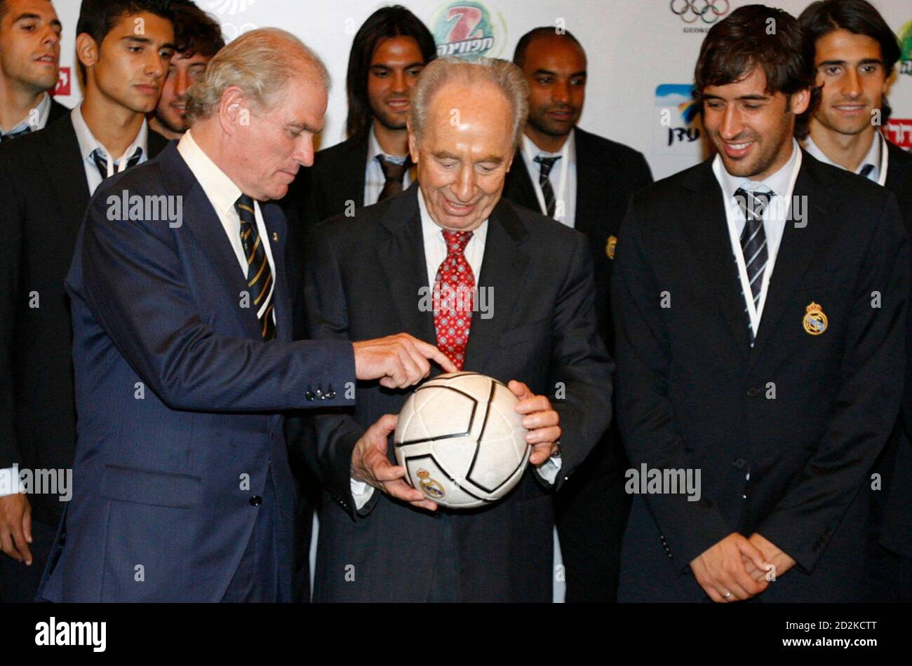 Real madrid players arrived hi-res stock photography and images - Alamy