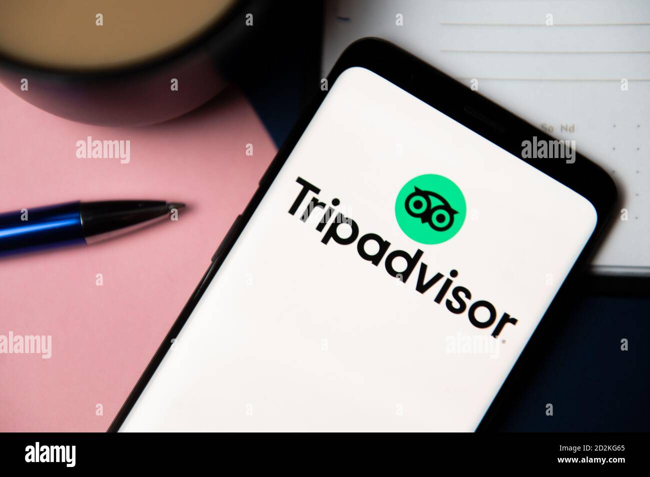 Tripadvisor logo hi-res stock photography and images - Alamy