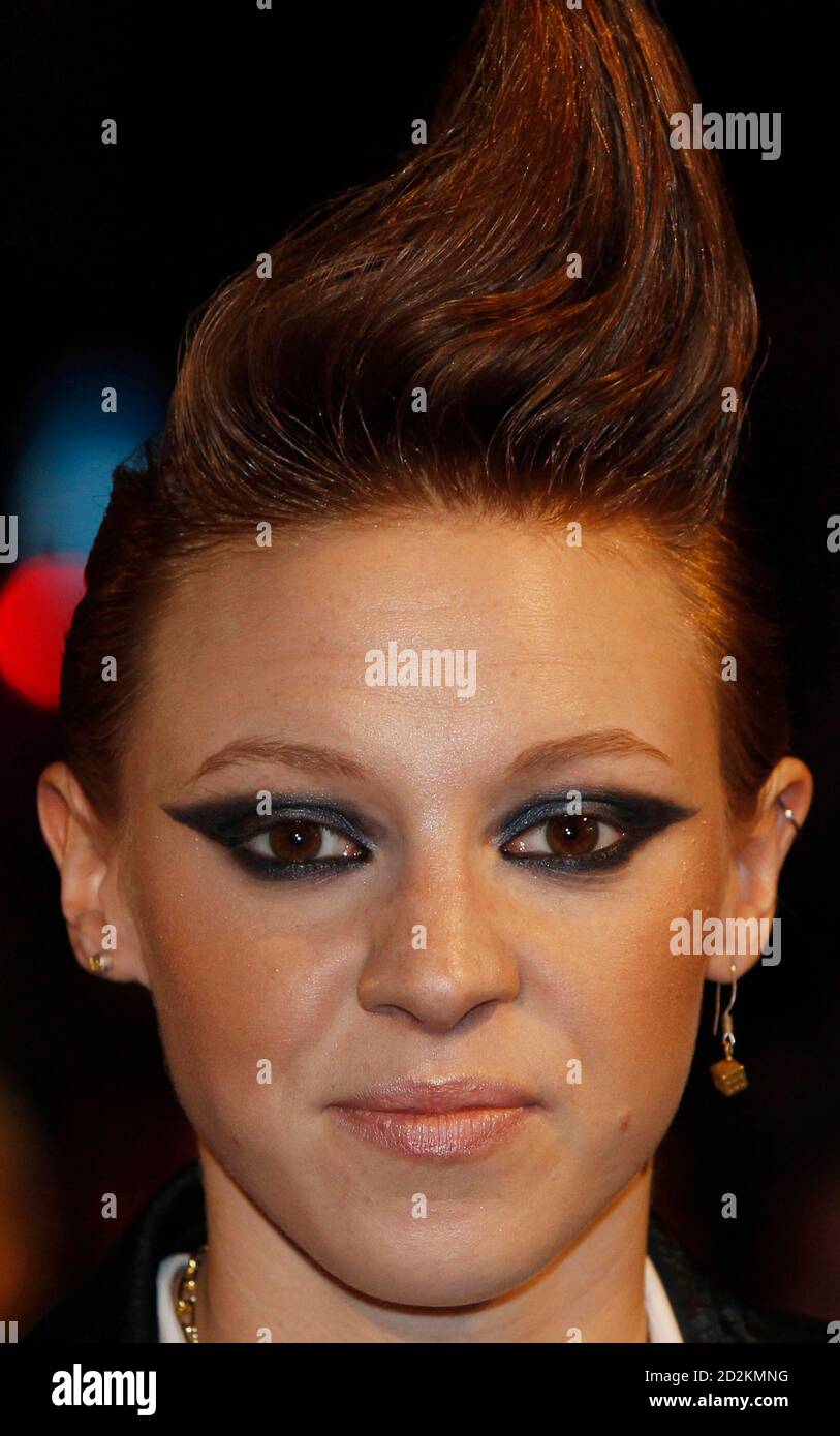 Elly jackson hi-res stock photography and images - Alamy