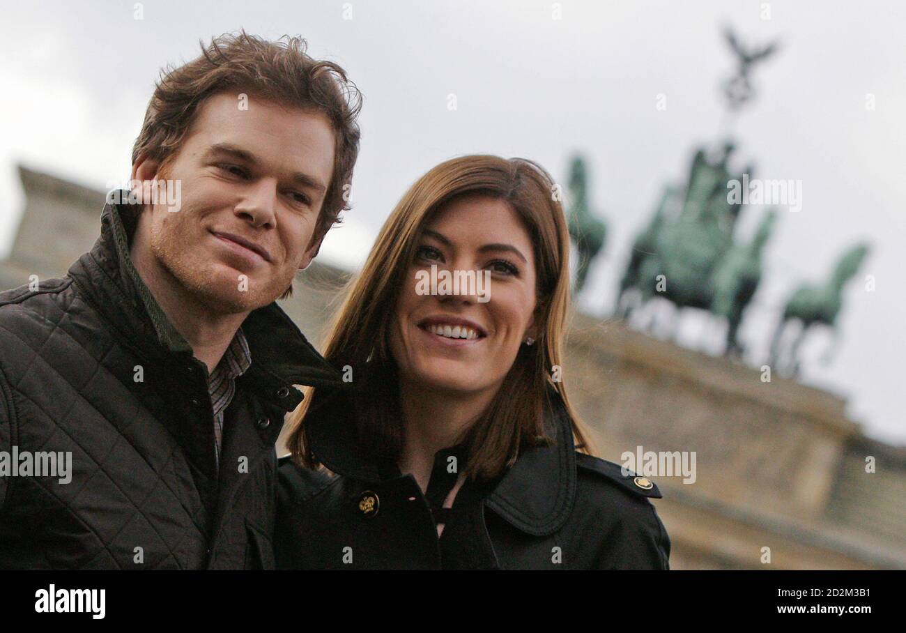 Dexter gate hi-res stock photography and images - Alamy