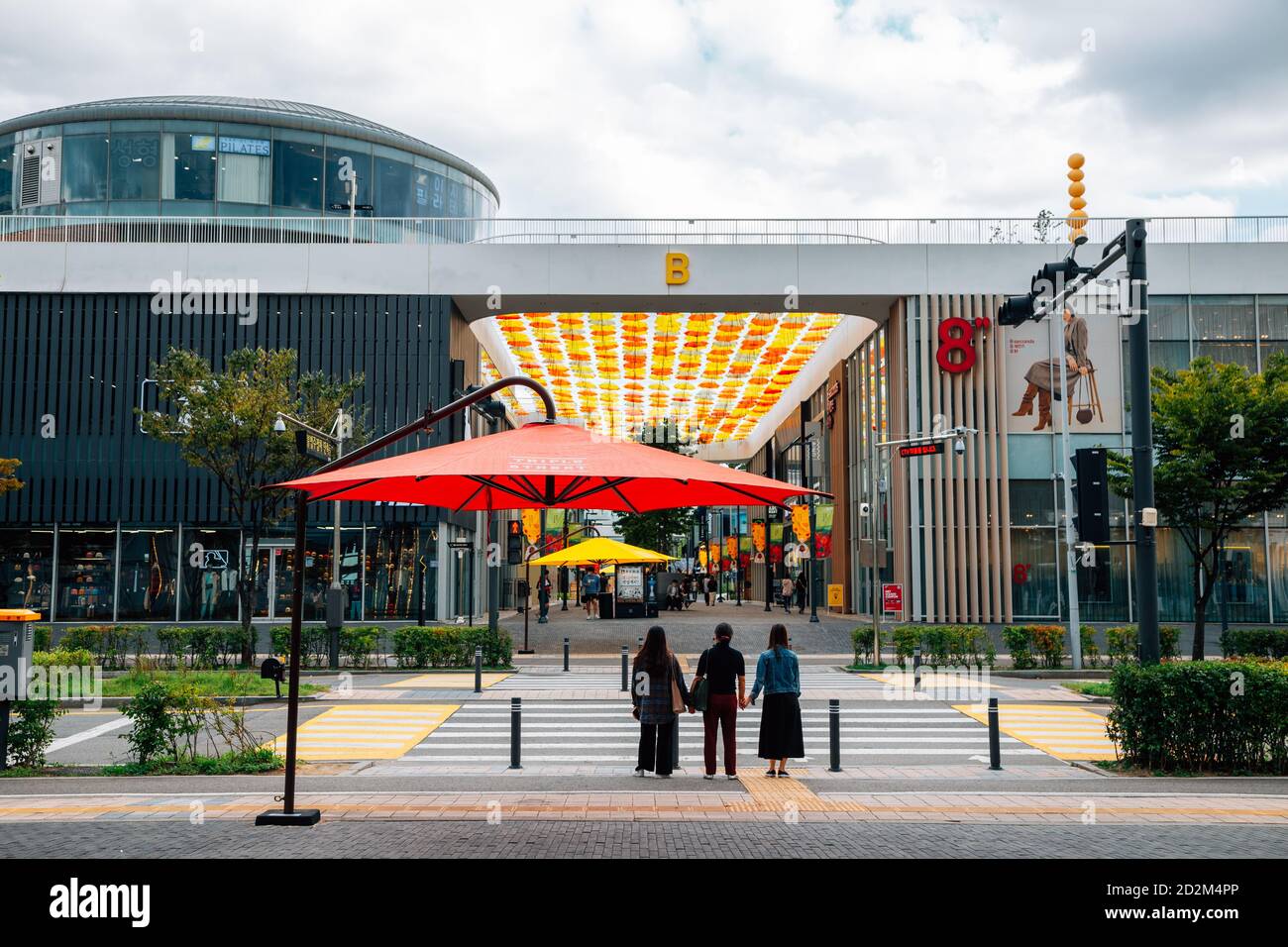 Incheon, Korea - September 25, 2020 : Songdo Triple Street shopping ...