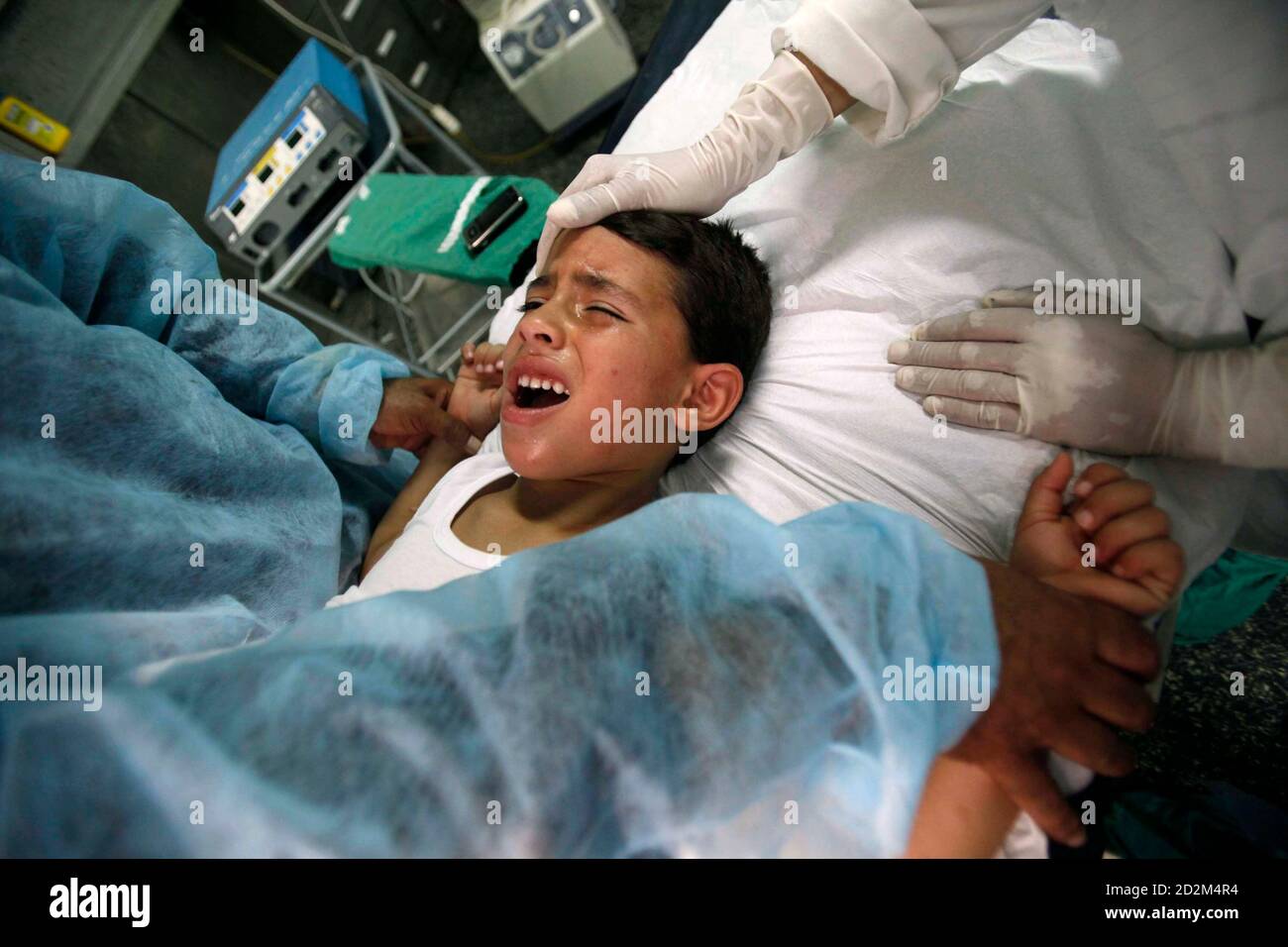 Algerian boys hi-res stock photography and images - Alamy