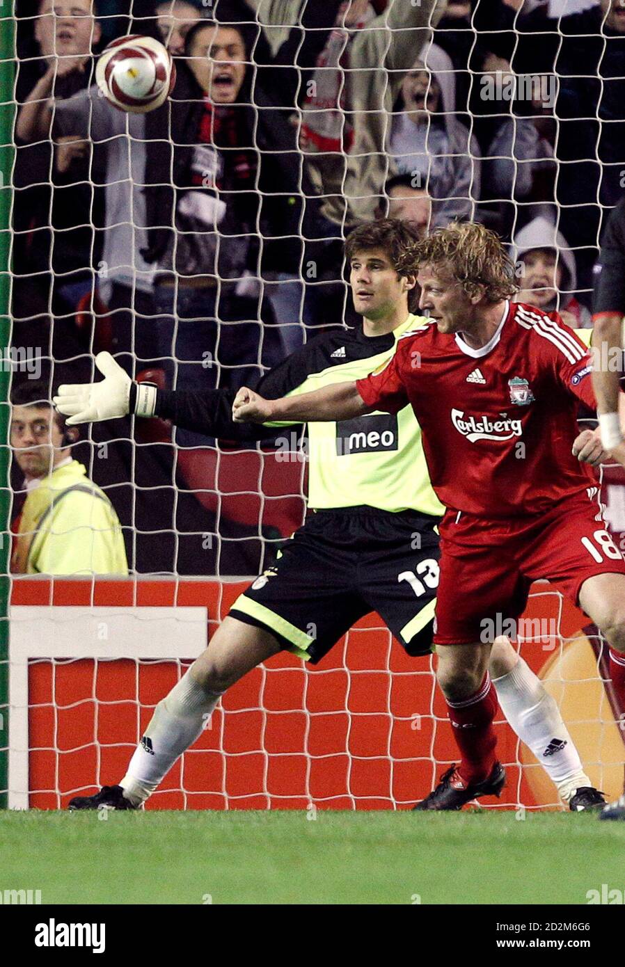 Benfica liverpool europa hi-res stock photography and images - Alamy