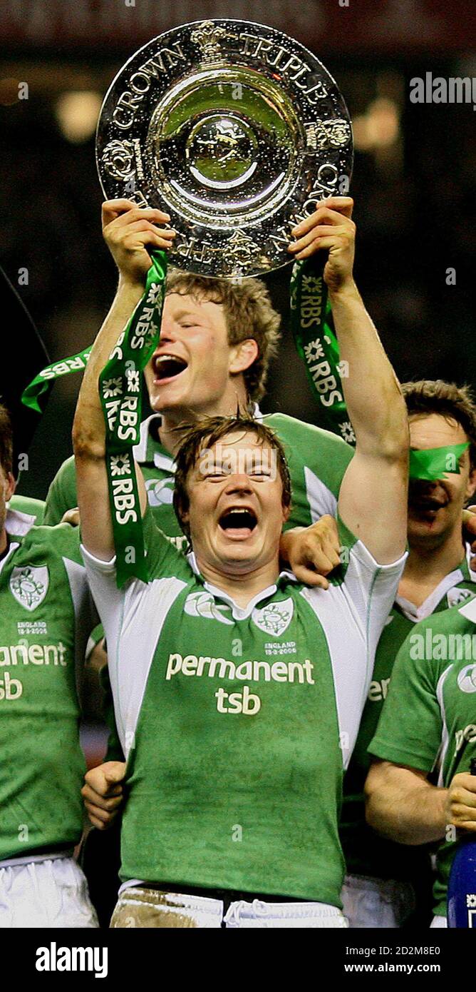 Triple crown trophy hi-res stock photography and images - Alamy