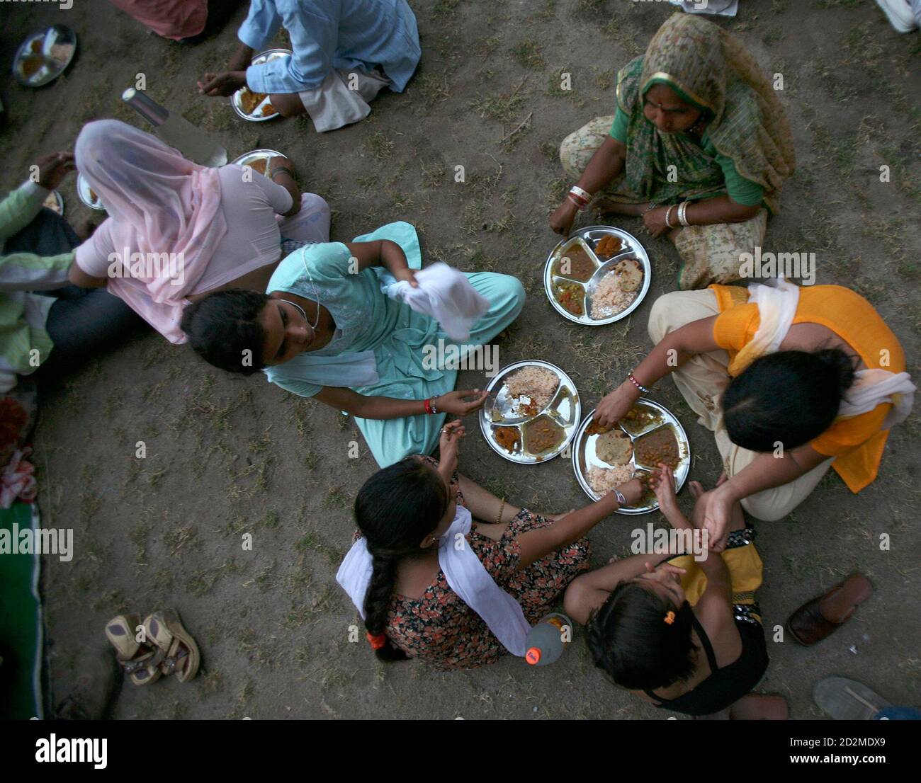 Hindu shrine kitchen hi-res stock photography and images - Alamy