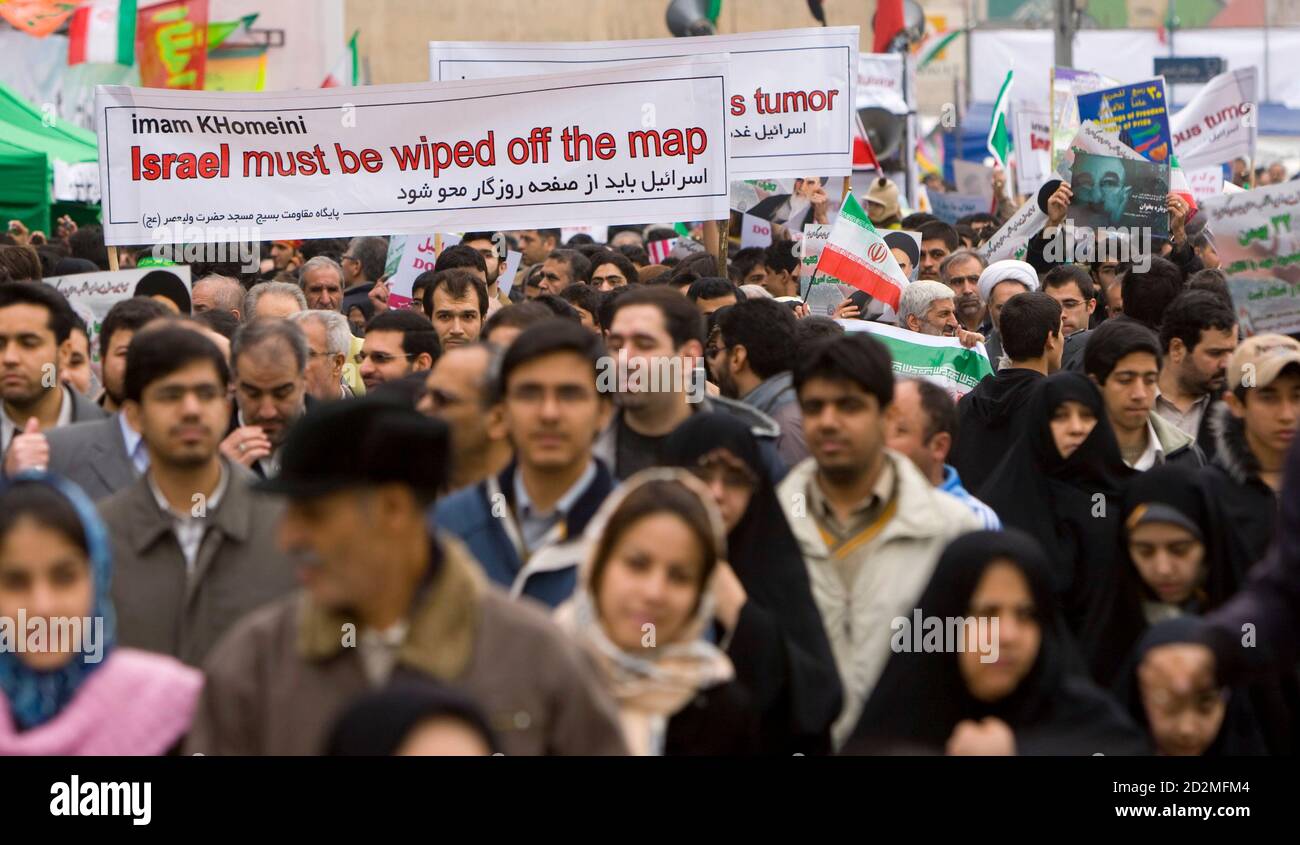 Iran demonstrators 1979 hi-res stock photography and images - Alamy