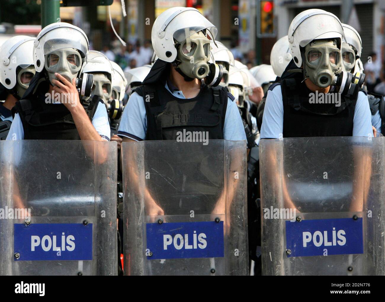 Police wearing bullet proof vest hi-res stock photography and images ...