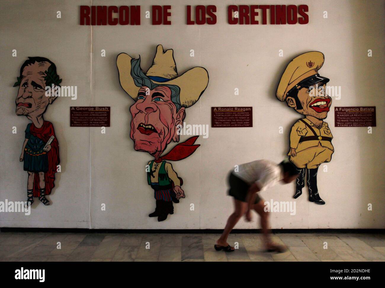 Helping the ducks hi-res stock photography and images - Alamy