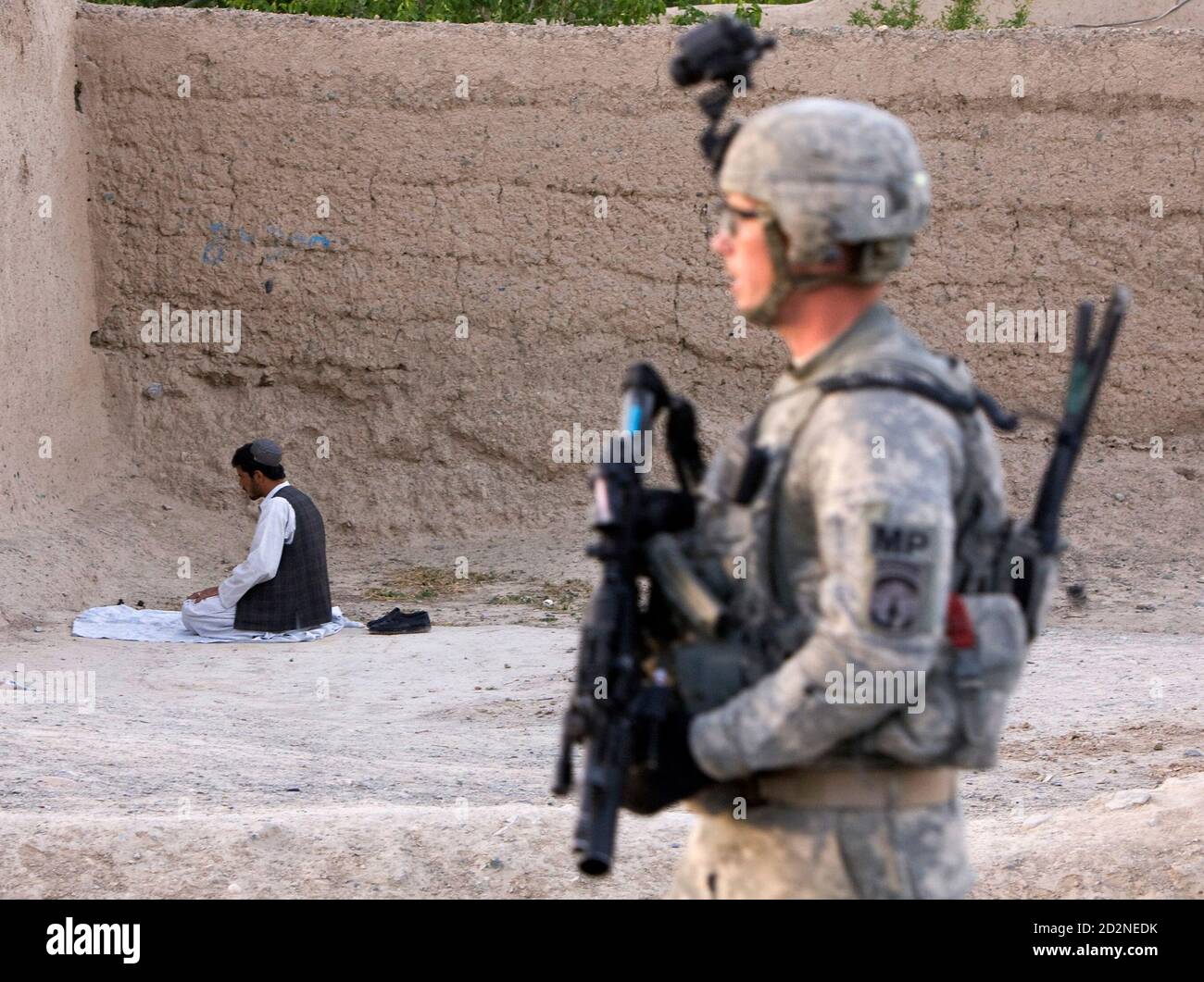 97th battalion hi-res stock photography and images - Alamy