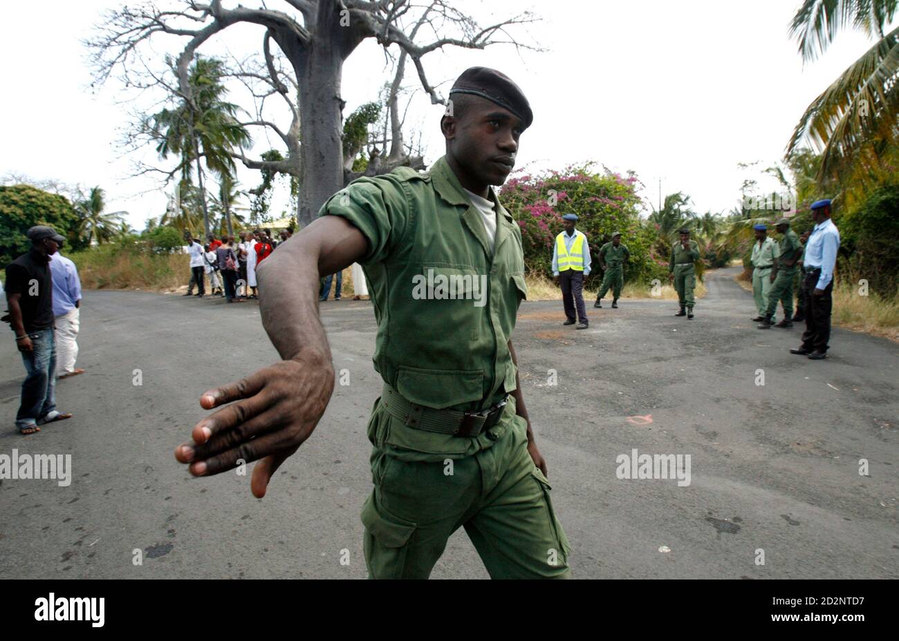 Comoros Military High Resolution Stock Photography and Images - Alamy