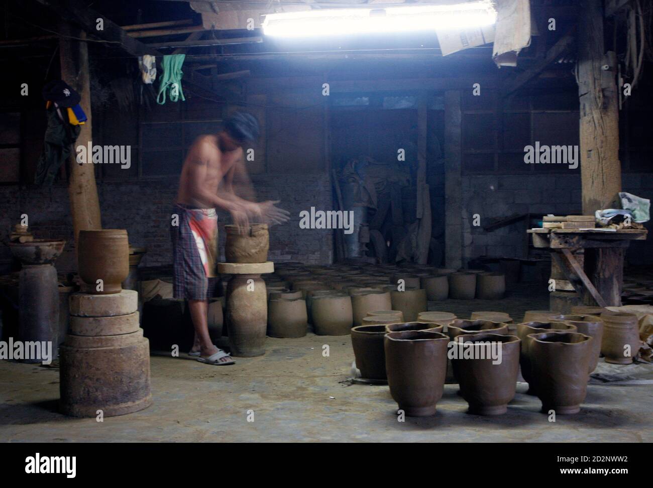 Philippine Pottery High Resolution Stock Photography and Images - Alamy