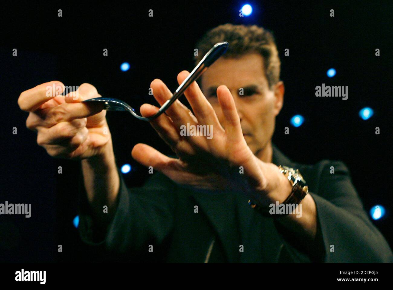 Uri Geller Spoon High Resolution Stock Photography and Images - Alamy