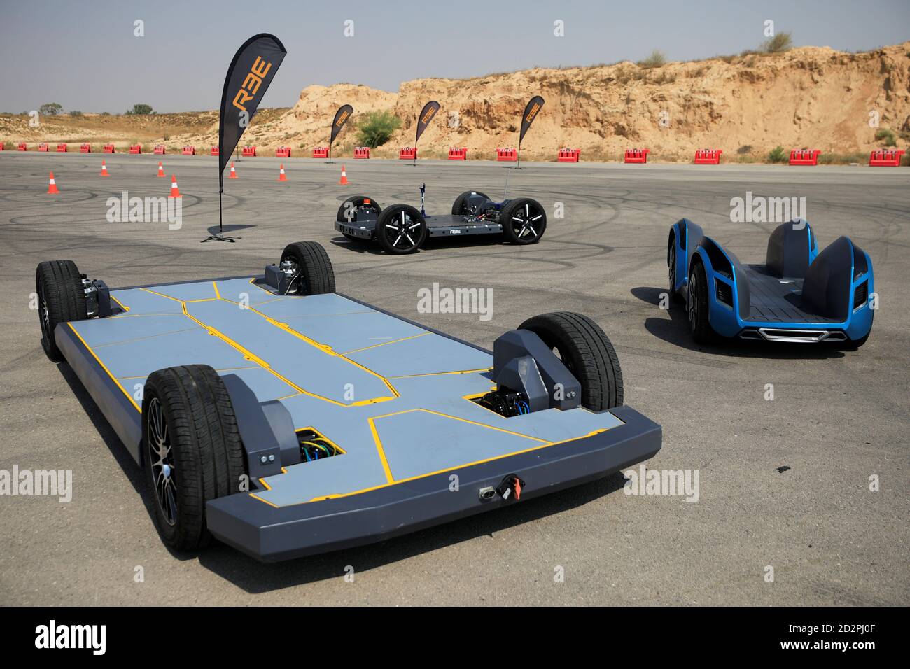 Rolling chassis hi-res stock photography and images - Alamy
