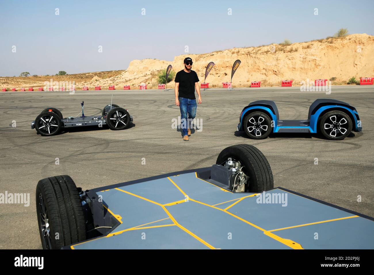 Rolling chassis hi-res stock photography and images - Alamy