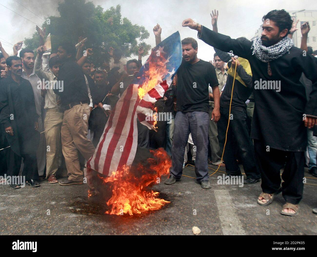 Imam ali flag hi-res stock photography and images - Alamy