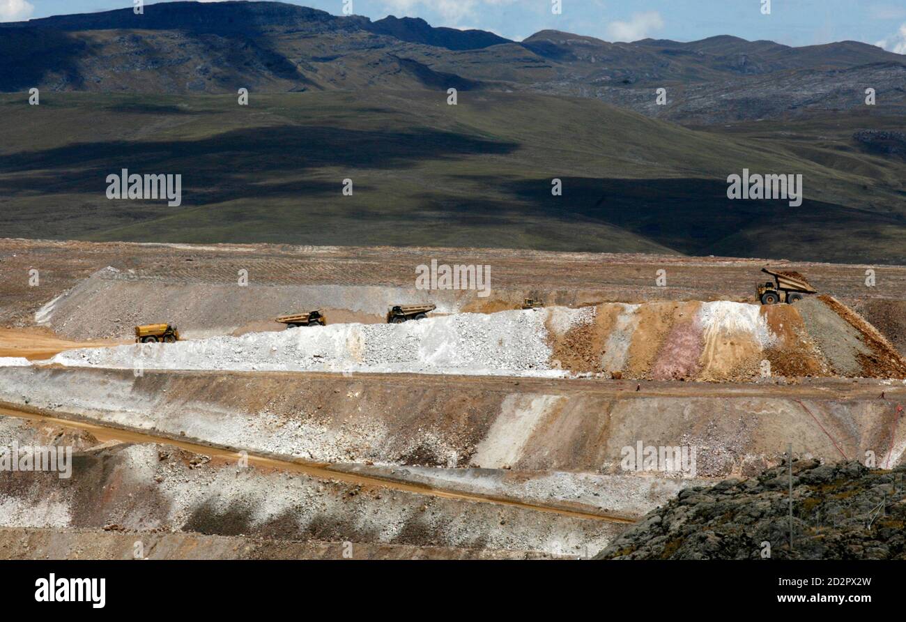 Gold Mine Yanacocha High Resolution Stock Photography and Images - Alamy