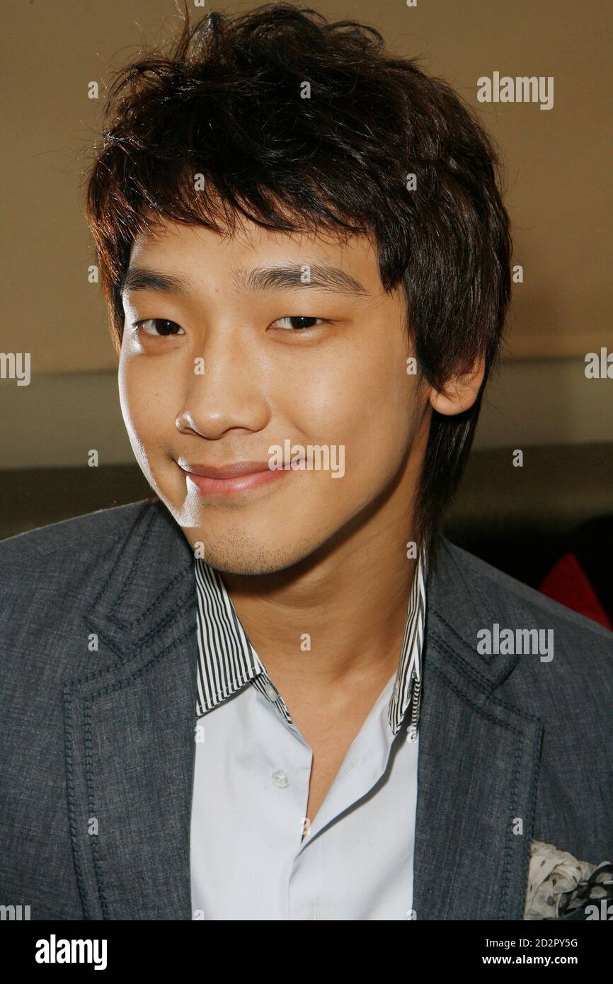 Jeong ji hoon hi-res stock photography and images - Alamy