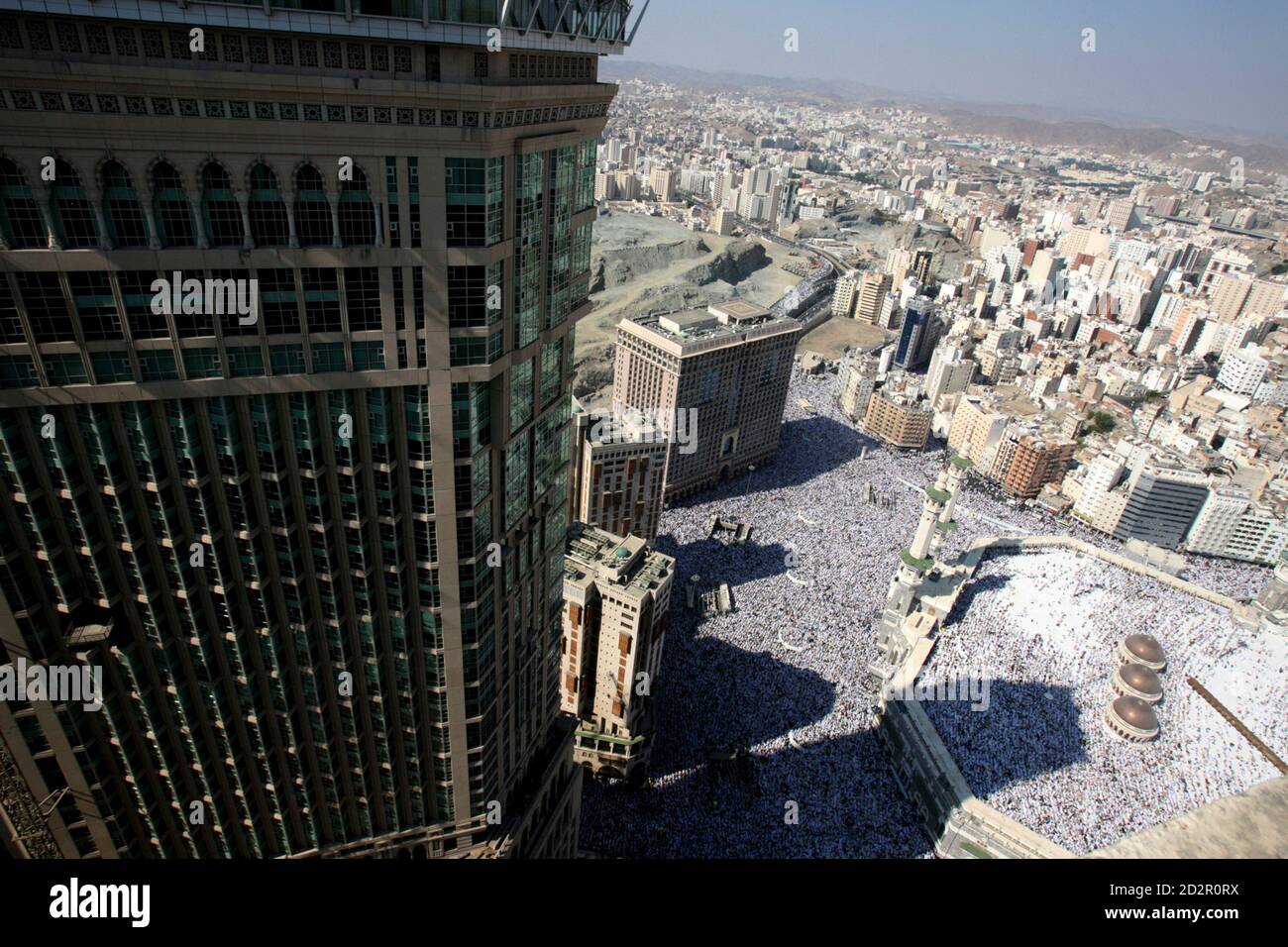 Abraj towers hi-res stock photography and images - Alamy