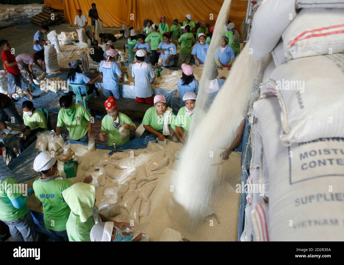 Repack bag hi-res stock photography and images - Alamy