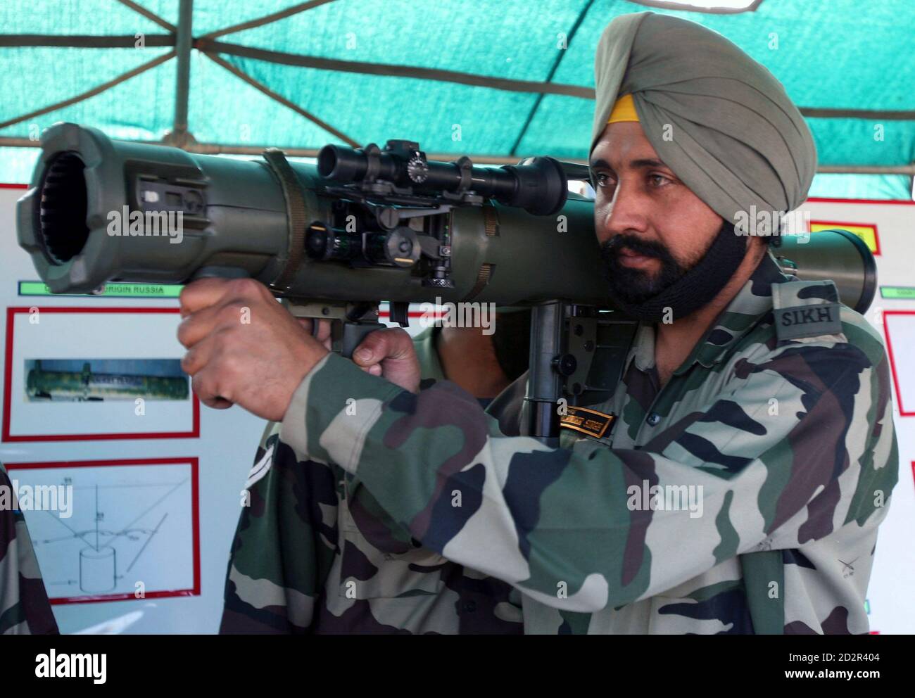 Indian rocket launcher hi-res stock photography and images - Alamy
