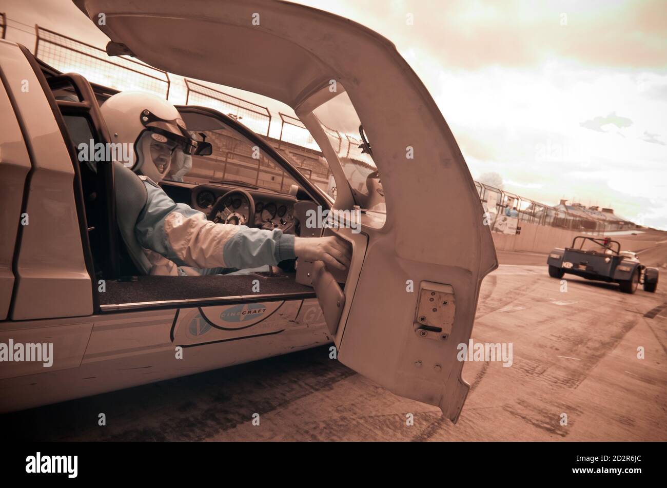 Ford gt40 endurance racing car hi-res stock photography and images - Alamy