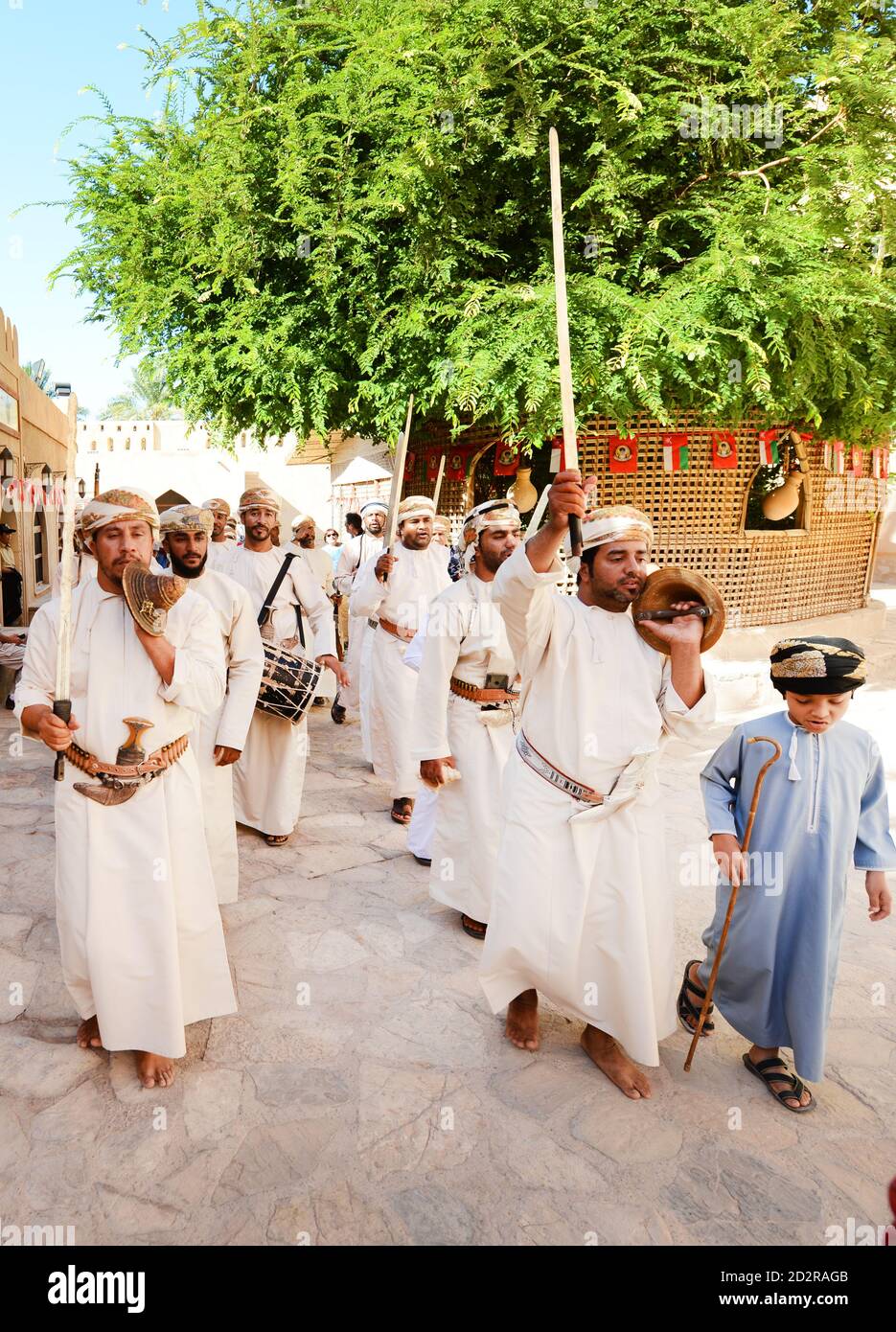 Traditional Omani sword dance in Nizwa fort, Oman Stock Photo - Alamy