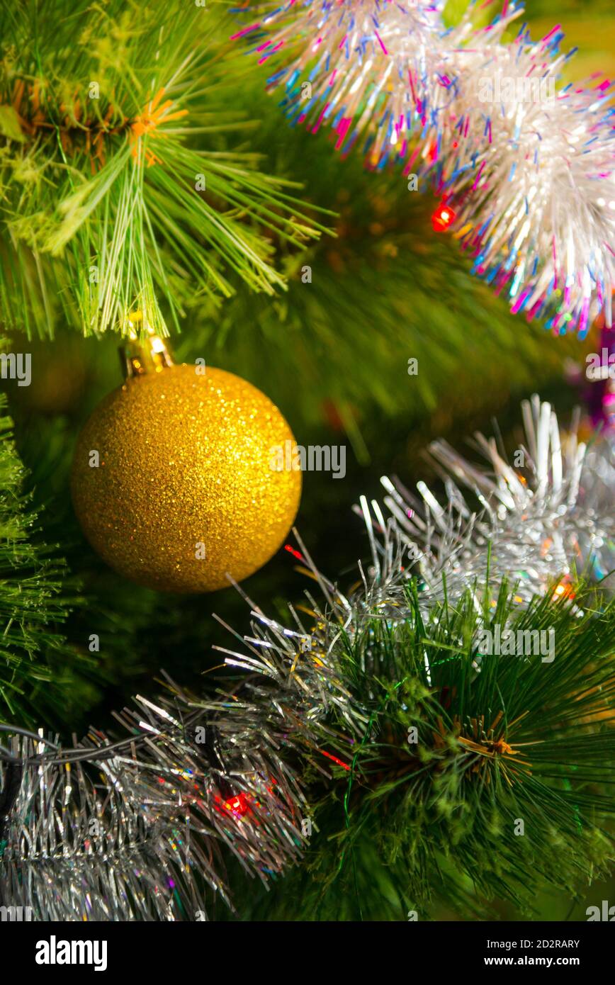 Beautiful christmas golden ball hi-res stock photography and images - Alamy