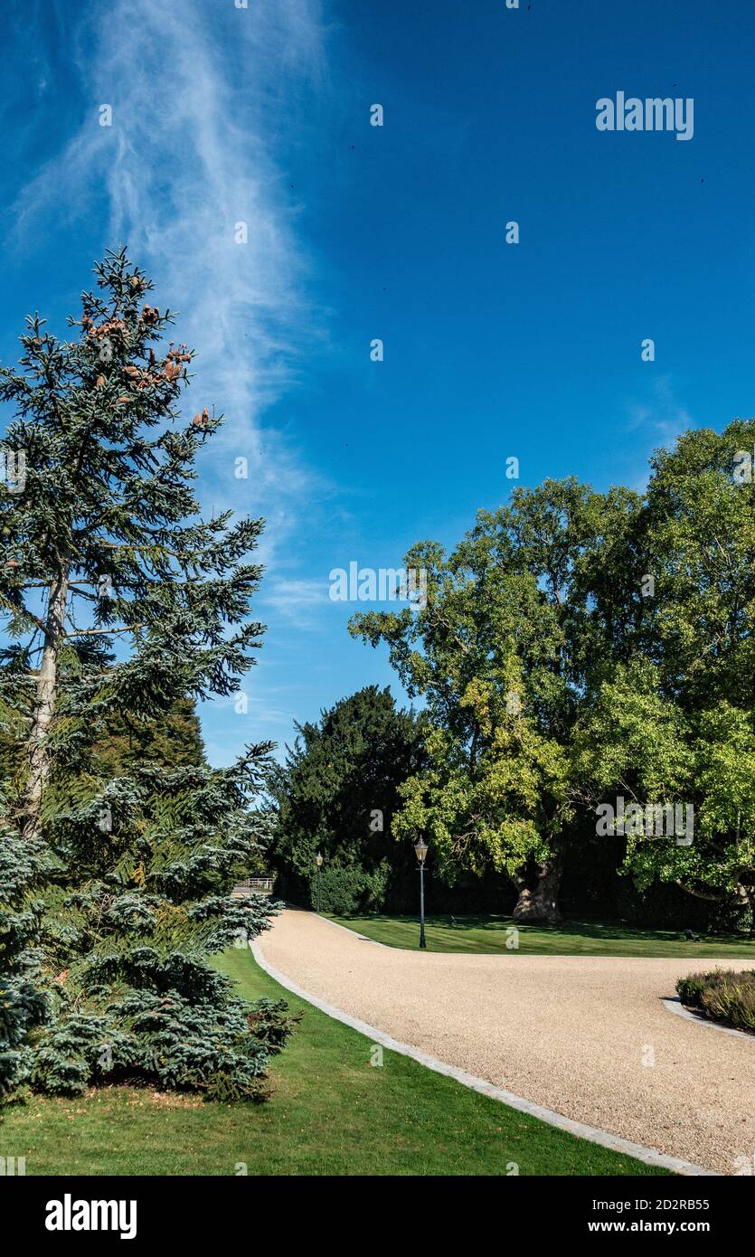 English country house driveway Stock Photo - Alamy