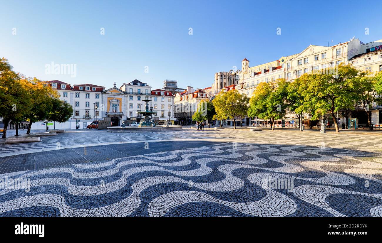Day portugal hi-res stock photography and images - Alamy