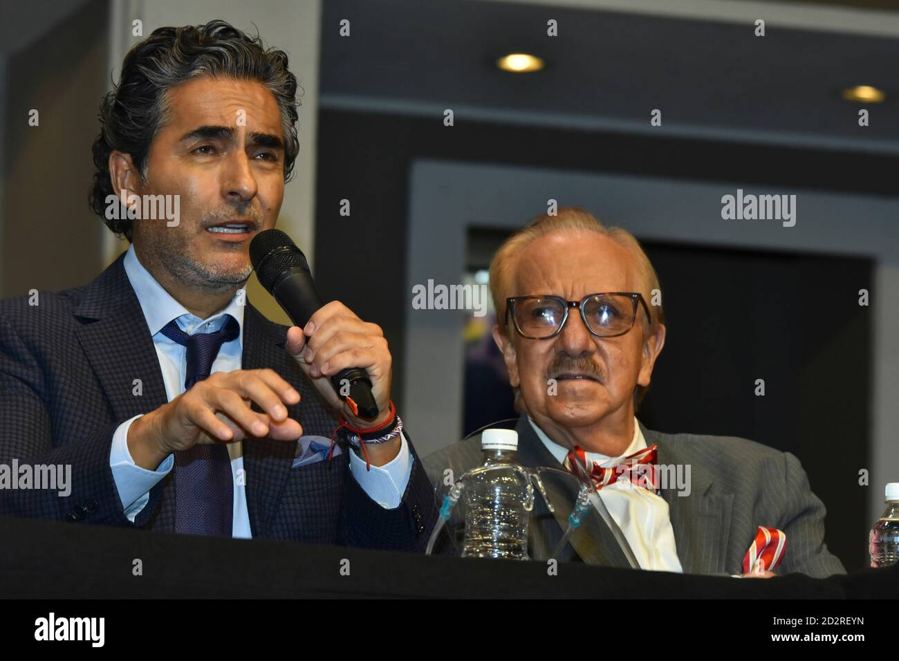 MEXICO CITY, MEXICO - OCTOBER 5: Raul Araiza speaks during ‘A Oscuras ...