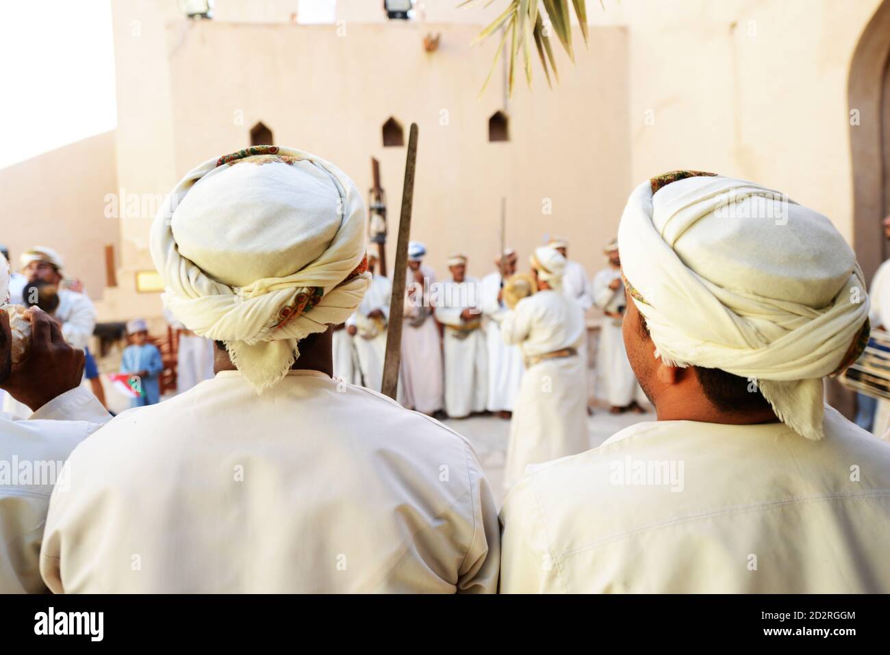 Traditional Omani sword dance in Nizwa fort, Oman Stock Photo - Alamy
