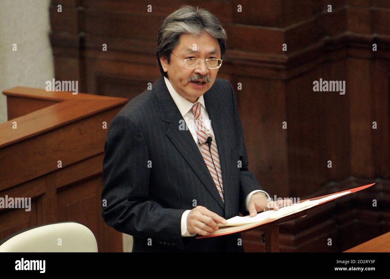 Victor Tsang High Resolution Stock Photography and Images - Alamy