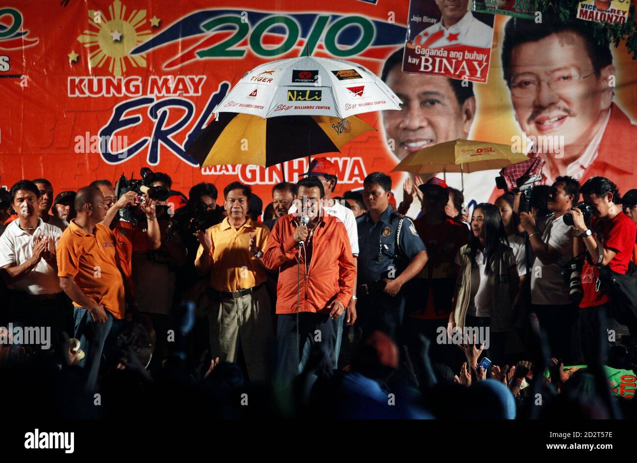 Erap Estrada High Resolution Stock Photography and Images - Alamy