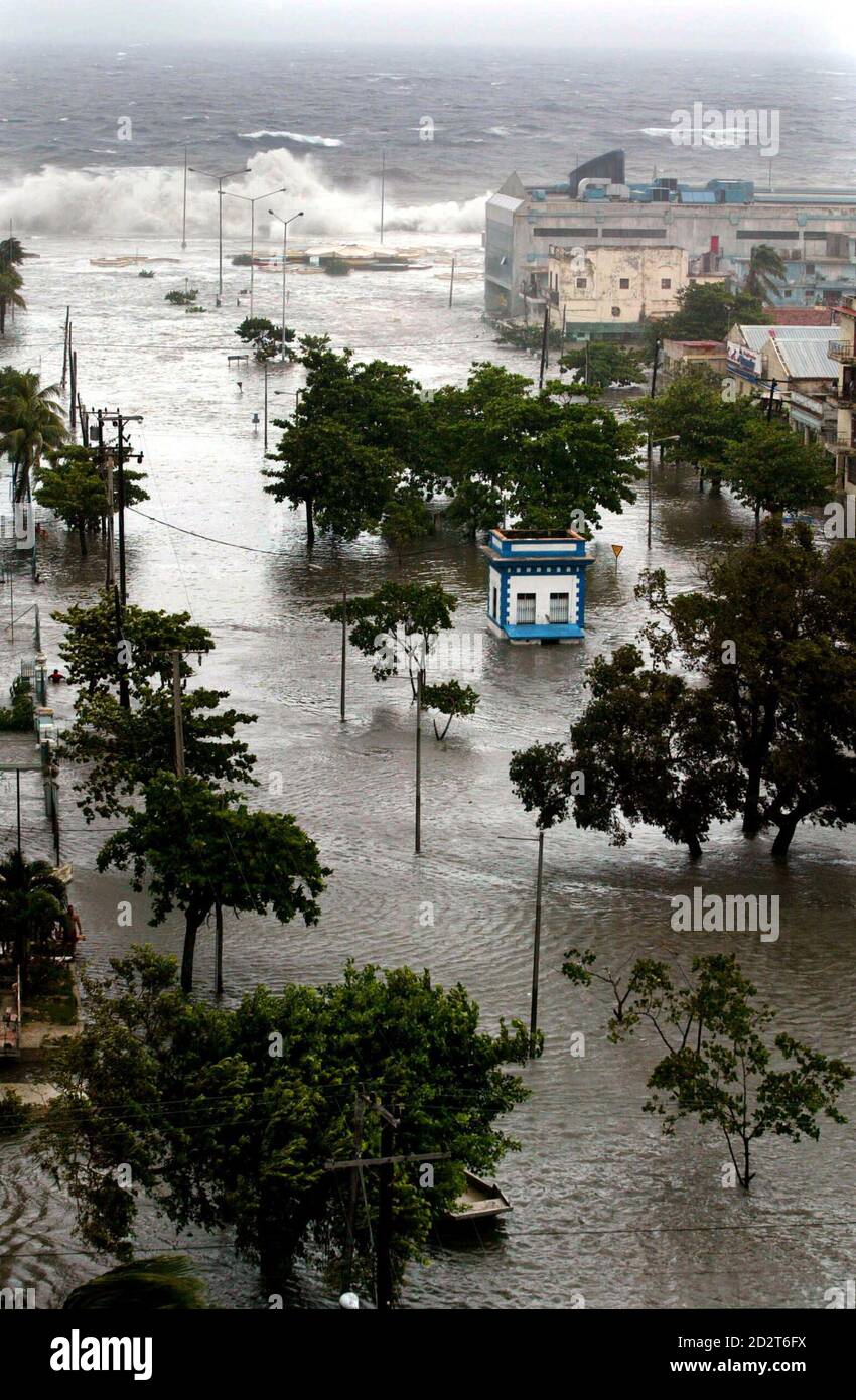 Hurricane floods aerial hi-res stock photography and images - Alamy